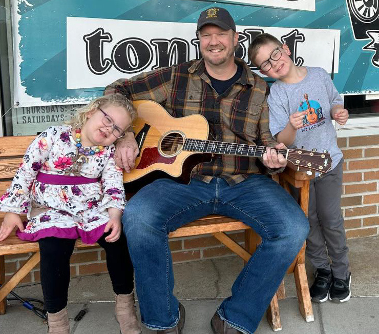 SECOND CHANCE AT LIFE BRINGS MUSICIAN BACK TO THE STAGE | Wheel Herald
